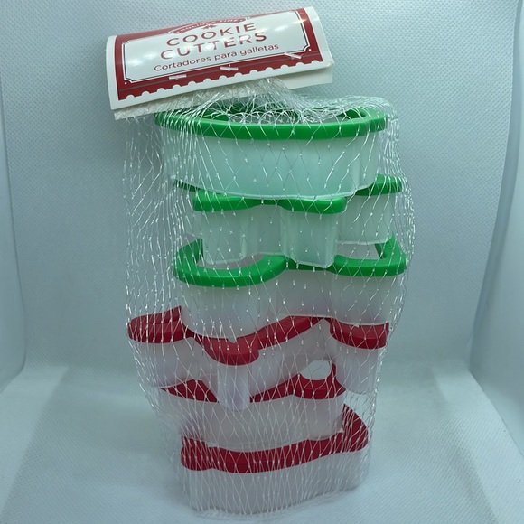 Holiday Time | Kitchen | 6 Pc Cookie Cutter Set | Poshmark